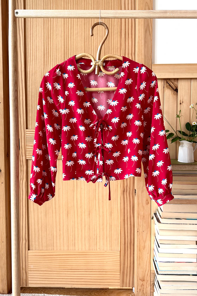 V-Tie Top - Hugo Flowers - Emerson Fry